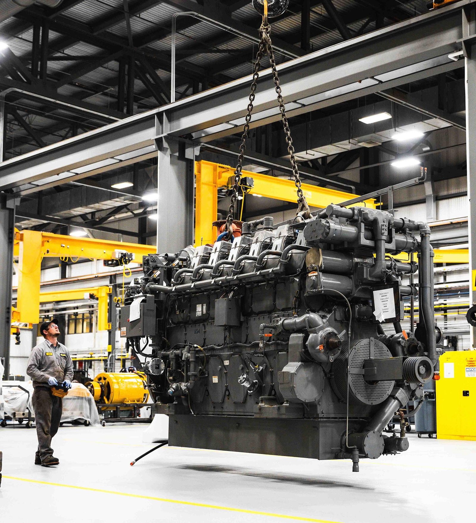 Industrial Gas Compression Engine Rebuild Services | Cat® G3600