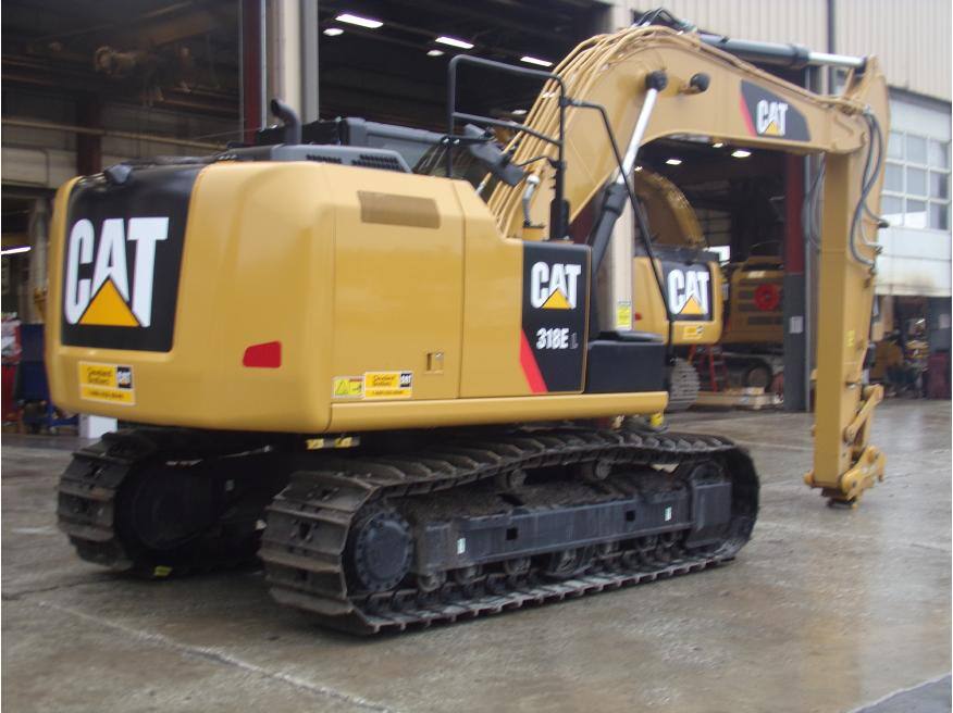 Cat® 318EL Excavator - Cleveland Brothers Cat